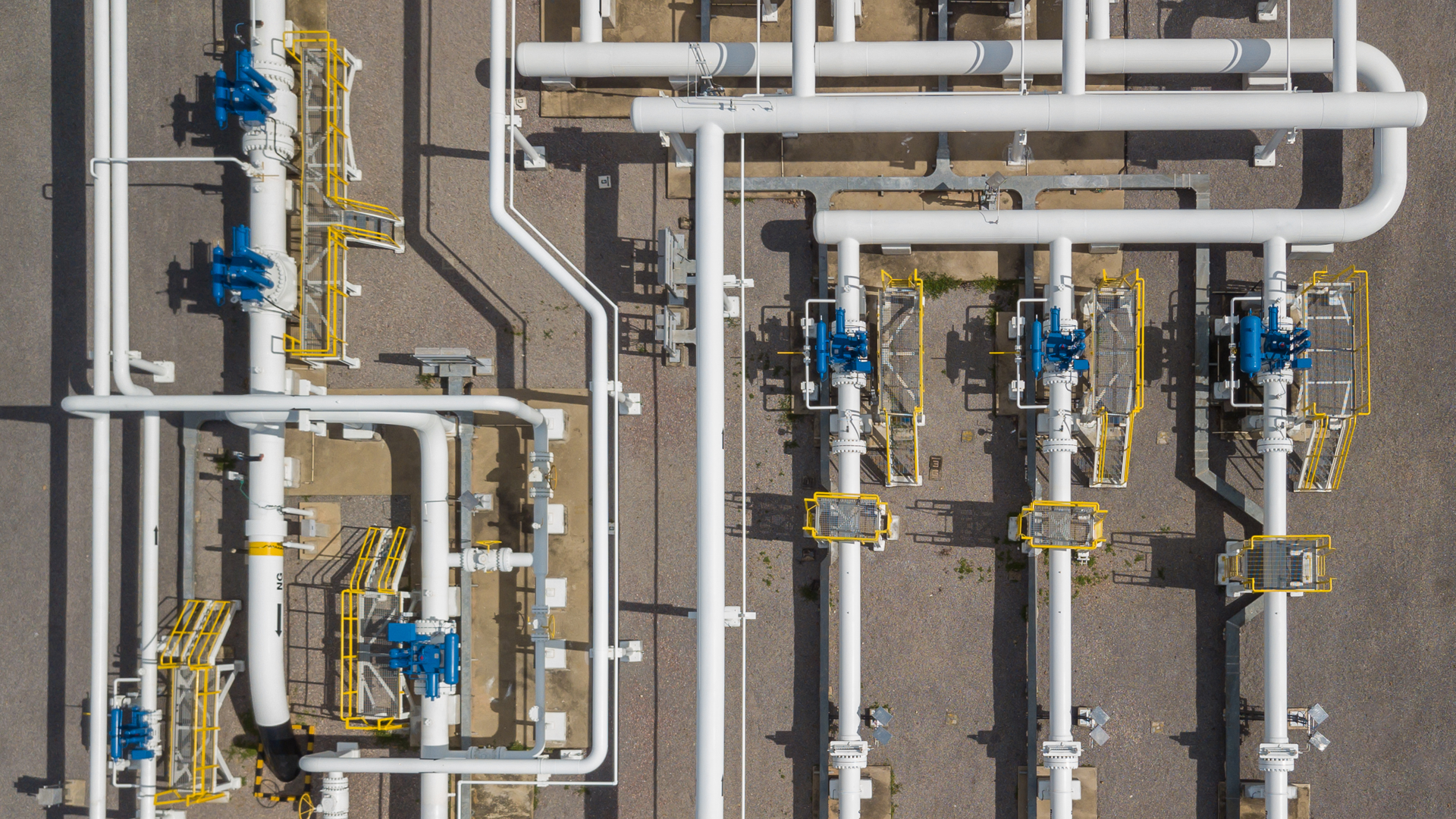 Explore the world of multi-language pipelines and learn how to leverage ...